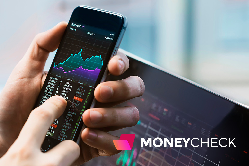 How Do Brokers Pick Stocks to Invest In? Complete Guide