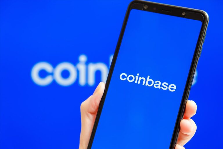 Coinbase Withholds Backing For Revised Clarity Act Draft Over Yield Rules